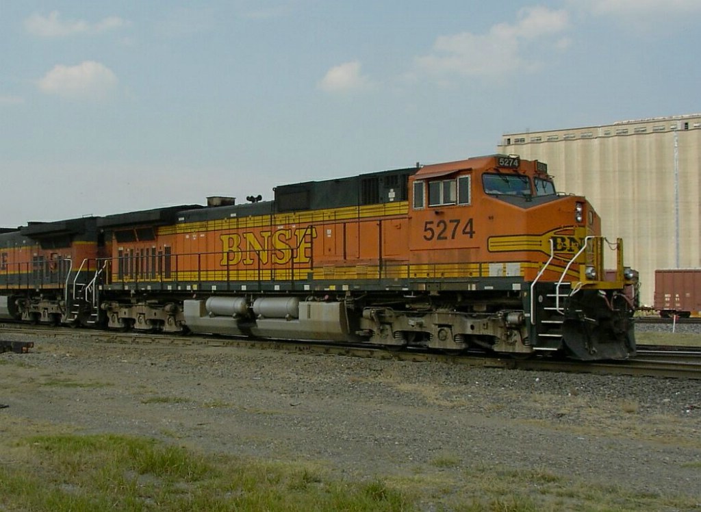 BNSF 5274